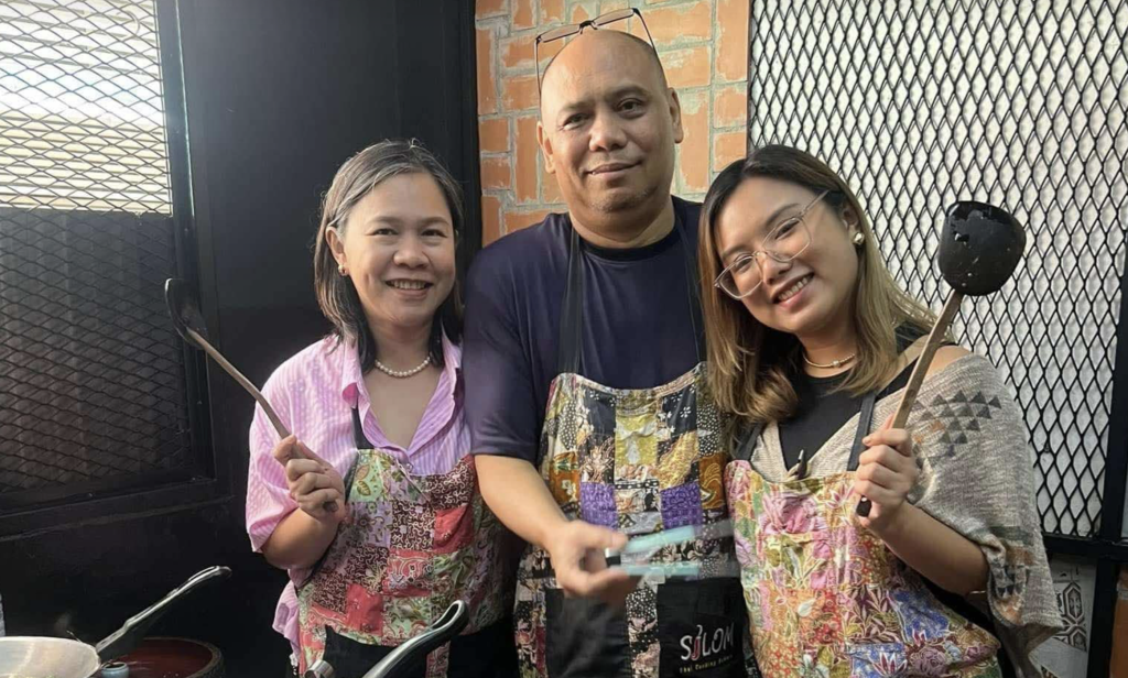 Jipai Taiwan Fried Chicken Expands from Food Stall to Full-Service ...